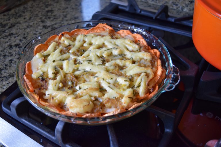 Caramelized Onion Cabbage Quiche – Up As I Go